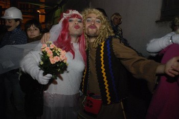 Torelló es prepara per la nit de Senyoretes i Homenots per un dia