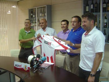 Ecovi patrocina la Unió Esportiva Vic i el nou club Vic Riuprimer Refo F.C.